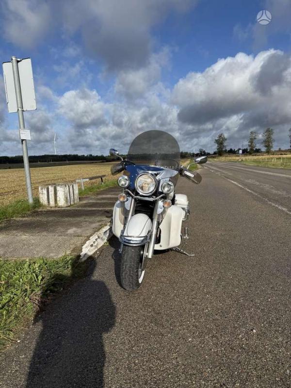 White Yamaha XVZ 2006 in Siauliai, with an engine capacity of 1.30 L and mileage of 20 thousand km for 4999 €, photo 2 on AUTOMOTO.COM.LV