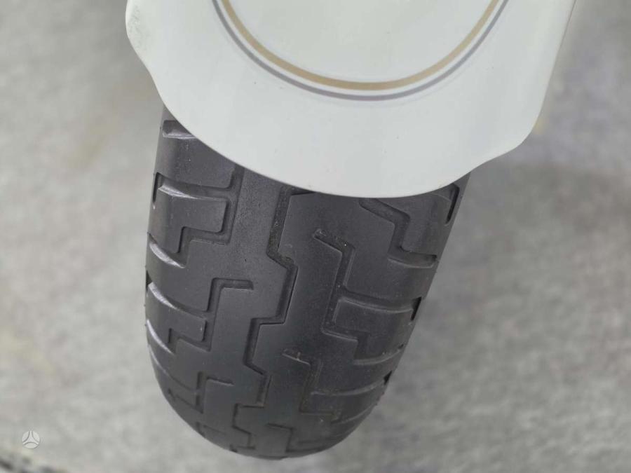 White Yamaha XVZ 2007 in Panevezys, with an engine capacity of 1.30 L and mileage of 24 thousand km for 4650 €, photo 18 on AUTOMOTO.COM.LV