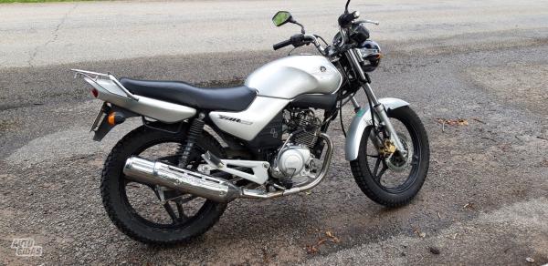 Grey Yamaha YBR 2006 in Druskininkai, with an engine capacity of 0.13 L and mileage of 30 thousand km for 1100 €, photo 2 on AUTOMOTO.COM.LV