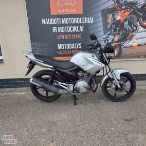 Grey Yamaha YBR 2011 in Panevezys, with an engine capacity of 0.13 L and mileage of 0 thousand km for 1350 €, photo 4 on AUTOMOTO.COM.LV
