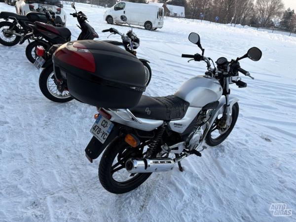 Yamaha YBR 2006 Kelmė, ar dzinēja tilpumu 0.13 L un nobraukumu 0 tūkst. km par 615 €, foto 3 vietnē AUTOMOTO.COM.LV