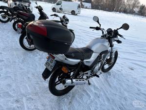Yamaha YBR 2006 in Kelme, with an engine capacity of 0.13 L and mileage of 0 thousand km for 615 €, photo 3 on AUTOMOTO.COM.LV