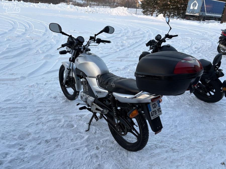 Yamaha YBR 2006 in Kelme, with an engine capacity of 0.13 L and mileage of 0 thousand km for 615 €, photo 4 on AUTOMOTO.COM.LV