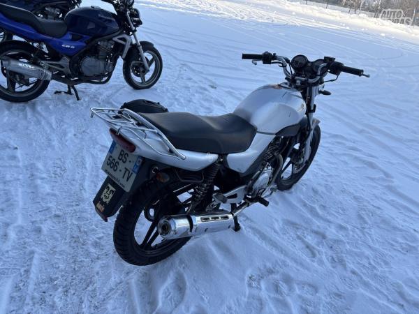 Yamaha YBR 2007 Kelmė, ar dzinēja tilpumu 0.13 L un nobraukumu 28 tūkst. km par 675 €, foto 3 vietnē AUTOMOTO.COM.LV