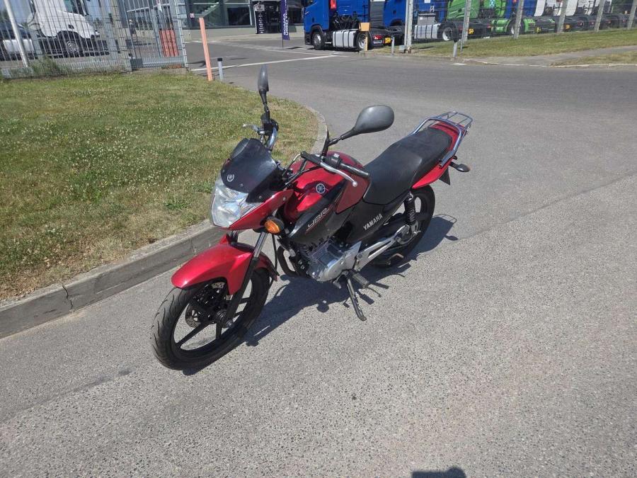 Yamaha YBR 2015 in Vilnius, with an engine capacity of 0.13 L and mileage of 5 thousand km for 1260 €, photo 3 on AUTOMOTO.COM.LV