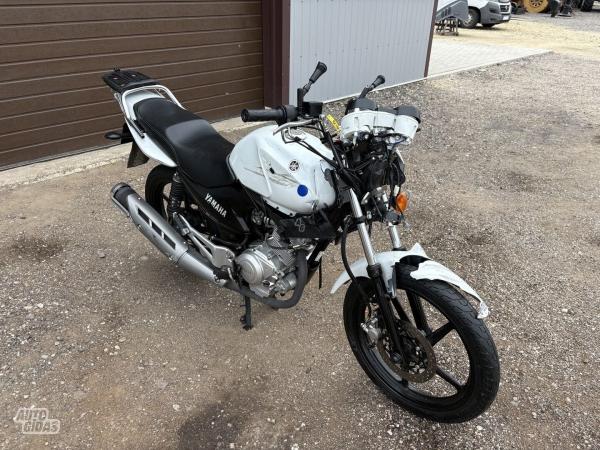 Yamaha YBR 2015 in Kelme, with an engine capacity of 0.13 L and mileage of 10 thousand km for 815 €, photo 1 on AUTOMOTO.COM.LV