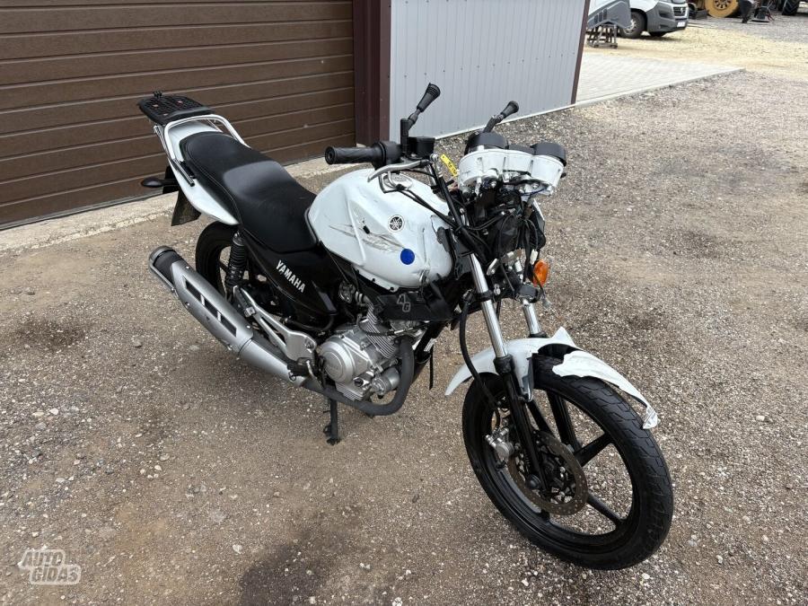 Yamaha YBR 2015 in Kelme, with an engine capacity of 0.13 L and mileage of 10 thousand km for 815 €, photo 1 on AUTOMOTO.COM.LV