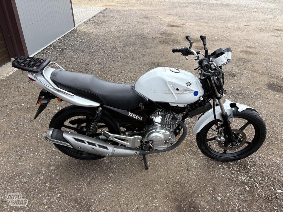 Yamaha YBR 2015 in Kelme, with an engine capacity of 0.13 L and mileage of 10 thousand km for 815 €, photo 3 on AUTOMOTO.COM.LV