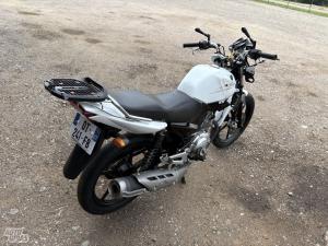 Yamaha YBR 2015 in Kelme, with an engine capacity of 0.13 L and mileage of 10 thousand km for 815 €, photo 4 on AUTOMOTO.COM.LV