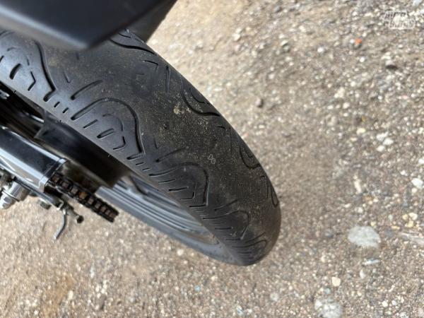 Yamaha YBR 2015 in Kelme, with an engine capacity of 0.13 L and mileage of 10 thousand km for 815 €, photo 10 on AUTOMOTO.COM.LV