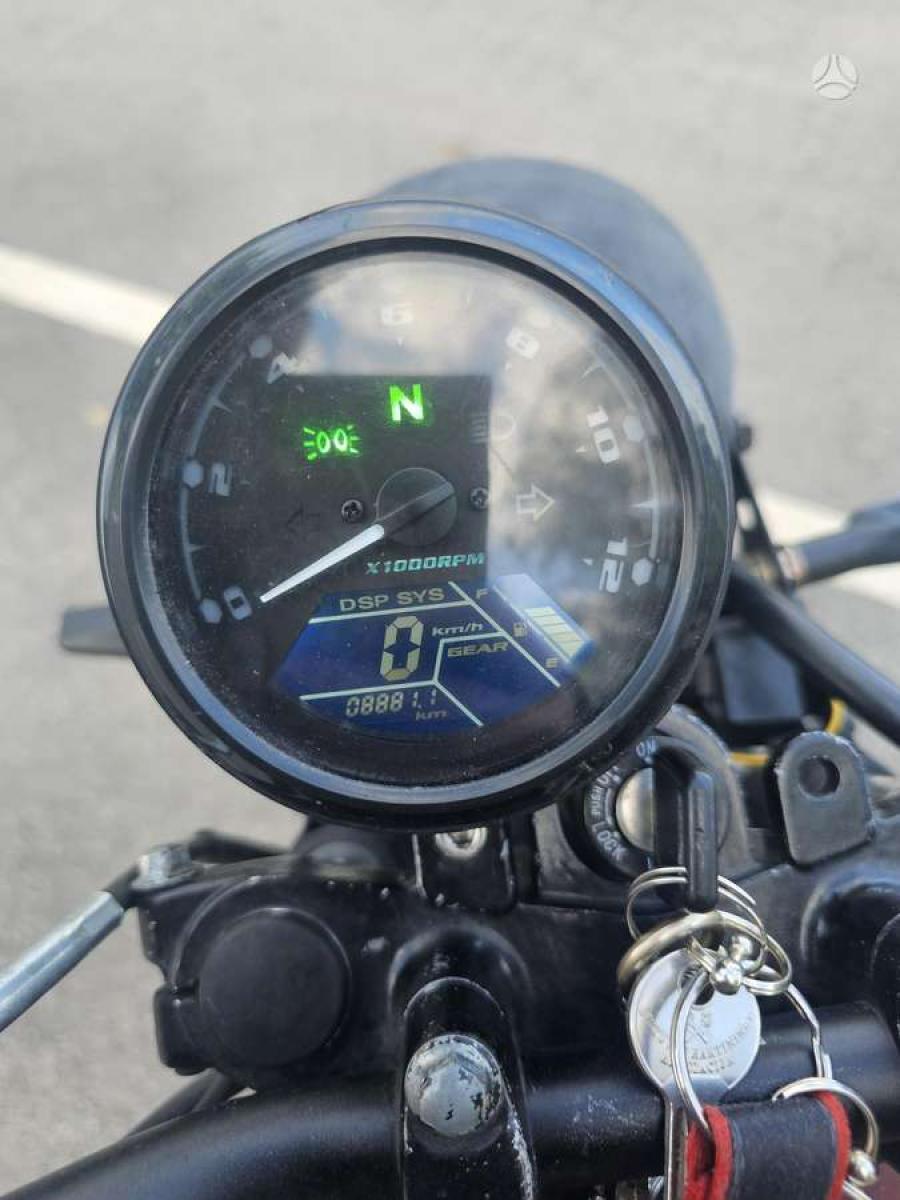 Red Yamaha YBR 2008 in Kaunas, with an engine capacity of 0.13 L and mileage of 61 thousand km for 1500 €, photo 12 on AUTOMOTO.COM.LV