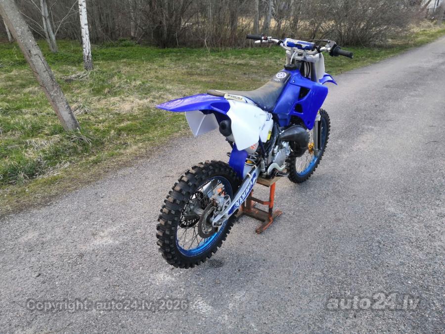 Ямаха YZ 125 1998 в Пярну, объемом двигателя 0.13 л и пробегом 0 тыс. км за 1600 €, фото 5 на AUTOMOTO.COM.LV