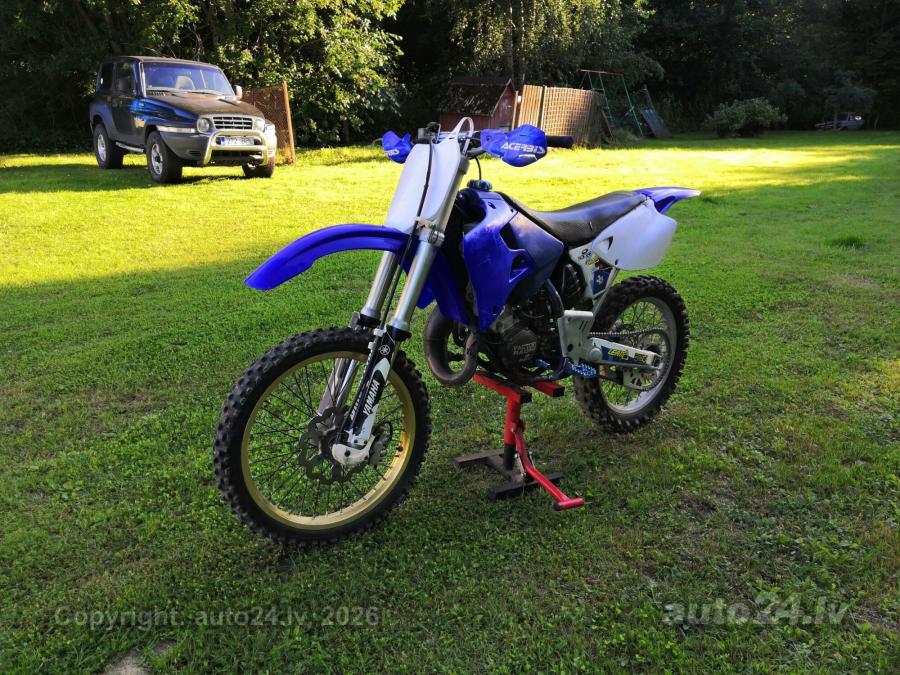 Yamaha YZ 125 2000 in Parnu, with an engine capacity of 0.13 L and mileage of 0 thousand km for 1500 €, photo 1 on AUTOMOTO.COM.LV