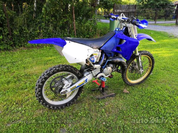 Yamaha YZ 125 2000 Pērnava, ar dzinēja tilpumu 0.13 L un nobraukumu 0 tūkst. km par 1500 €, foto 4 vietnē AUTOMOTO.COM.LV