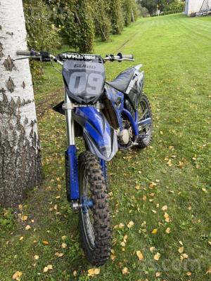 Ямаха YZ 125 2003 в Мадона, объемом двигателя 0.13 л и пробегом 0 тыс. км за 1800 €, фото  на AUTOMOTO.COM.LV