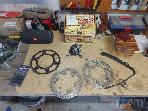 Ямаха YZ 125 2004 в Добеле, объемом двигателя 0.13 л и пробегом 0 тыс. км за 1650 €, фото 6 на AUTOMOTO.COM.LV