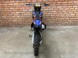 Black Yamaha YZ 250F 2013 in Parnu, with an engine capacity of 0.25 L and mileage of 100 thousand km for 2590 €, photo 14 on AUTOMOTO.COM.LV
