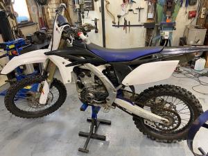 Yamaha YZ 250F 2006 Ventspils, ar dzinēja tilpumu 0.25 L un nobraukumu 0 tūkst. km par 2100 €, foto  vietnē AUTOMOTO.COM.LV