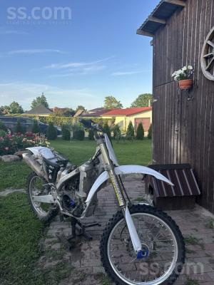 Yamaha YZ 250F 2008 Tukums, ar dzinēja tilpumu 0.25 L un nobraukumu 0 tūkst. km par 1000 €, foto  vietnē AUTOMOTO.COM.LV