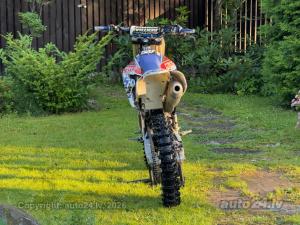 White Yamaha YZ 250F 2020 in Tallinn, with an engine capacity of 0.25 L and mileage of 92 thousand km for 3000 €, photo 5 on AUTOMOTO.COM.LV