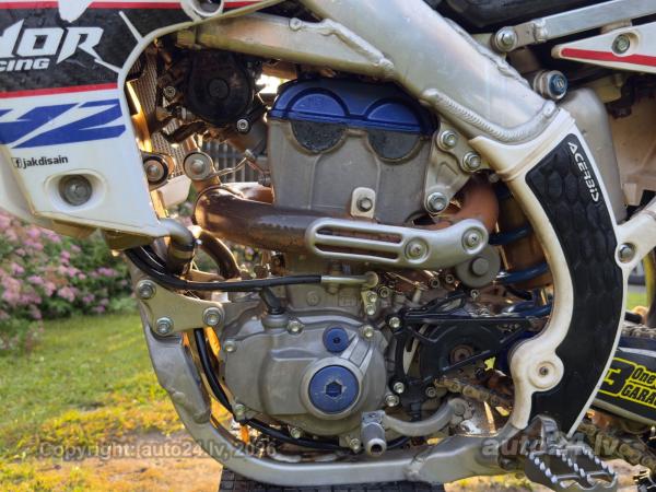 White Yamaha YZ 250F 2020 in Tallinn, with an engine capacity of 0.25 L and mileage of 92 thousand km for 3000 €, photo 6 on AUTOMOTO.COM.LV