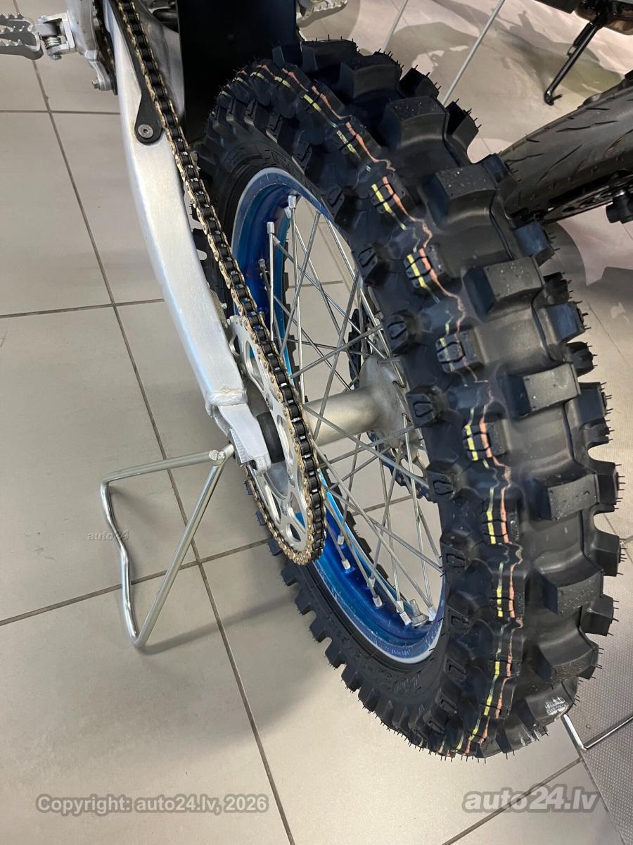 Blue Yamaha YZ 450F 2026 in Tallinn, with an engine capacity of 0.45 L and mileage of 0 thousand km for 6200 €, photo 6 on AUTOMOTO.COM.LV