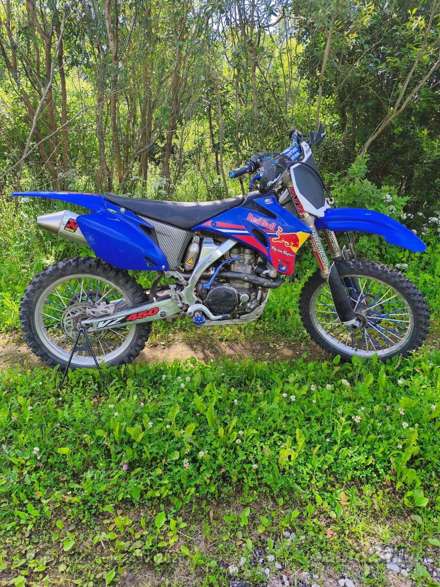 Ямаха YZ 450F 2008 в Нарва, объемом двигателя 0.45 л и пробегом 0 тыс. км за 1900 €, фото 1 на AUTOMOTO.COM.LV