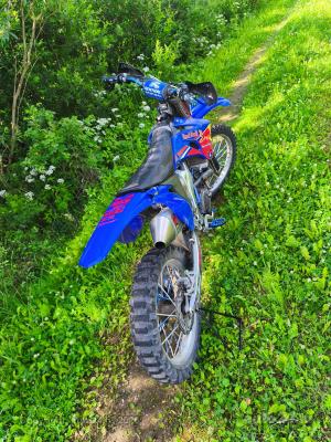 Ямаха YZ 450F 2008 в Нарва, объемом двигателя 0.45 л и пробегом 0 тыс. км за 1900 €, фото 6 на AUTOMOTO.COM.LV