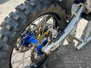 Yamaha YZ 450F 2015 in Tallinn, with an engine capacity of 0.45 L and mileage of 0 thousand km for 2500 €, photo 8 on AUTOMOTO.COM.LV