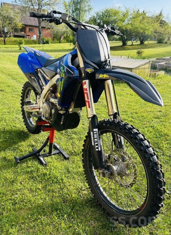 Yamaha YZ 450F 2016 Alūksne, ar dzinēja tilpumu 0.45 L un nobraukumu 0 tūkst. km par 3100 €, foto 1 vietnē AUTOMOTO.COM.LV