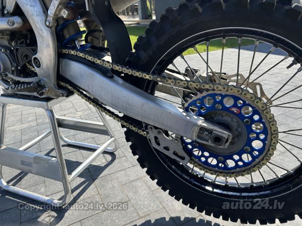 Ямаха YZ 450F 2018 в Таллин, объемом двигателя 0.45 л и пробегом 0 тыс. км за 2900 €, фото 4 на AUTOMOTO.COM.LV