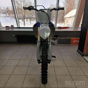 Ямаха YZ 450F 2019 в Валмиера, объемом двигателя 0.45 л и пробегом 0 тыс. км за 7000 €, фото 2 на AUTOMOTO.COM.LV