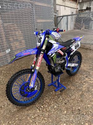 Ямаха YZ 450F 2022 в Даугавпилс, объемом двигателя 0.45 л и пробегом 0 тыс. км за 4000 €, фото 3 на AUTOMOTO.COM.LV