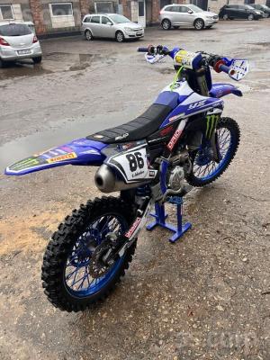 Ямаха YZ 450F 2022 в Даугавпилс, объемом двигателя 0.45 л и пробегом 0 тыс. км за 4000 €, фото 4 на AUTOMOTO.COM.LV