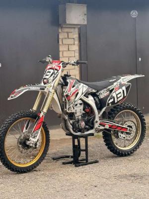 Yamaha YZ 2009 in Mazeikiai, with an engine capacity of 0.45 L and mileage of 0 thousand km for 2500 €, photo  on AUTOMOTO.COM.LV