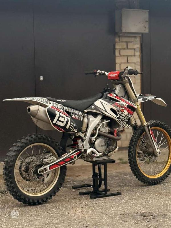 Ямаха YZ 2009 в Мажейкяй, объемом двигателя 0.45 л и пробегом 0 тыс. км за 2500 €, фото 4 на AUTOMOTO.COM.LV