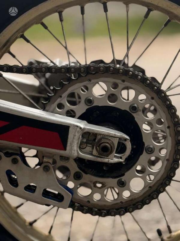 Ямаха YZ 2009 в Мажейкяй, объемом двигателя 0.45 л и пробегом 0 тыс. км за 2500 €, фото 6 на AUTOMOTO.COM.LV