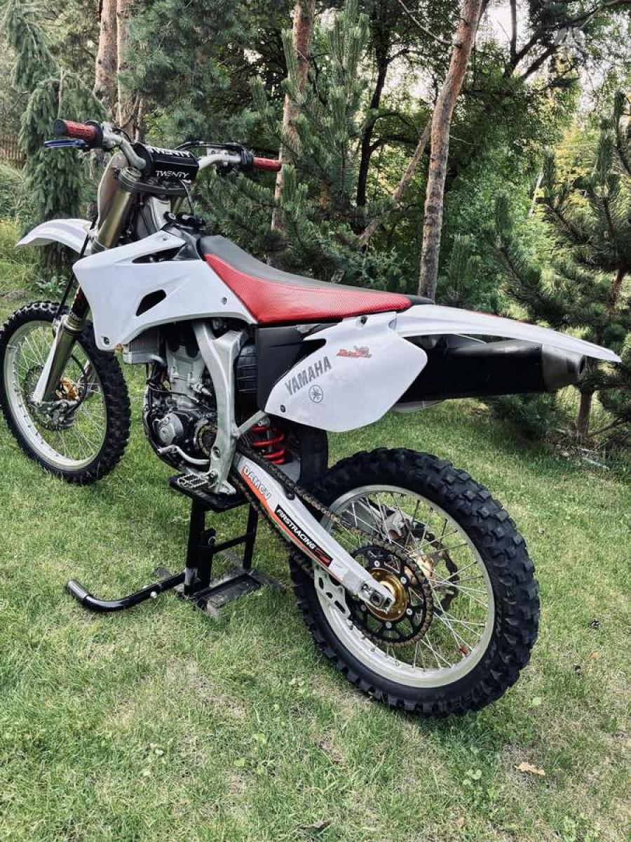 Balts Yamaha YZ 2008 Viļņa, ar dzinēja tilpumu 0.45 L un nobraukumu 0 tūkst. km par 2250 €, foto 11 vietnē AUTOMOTO.COM.LV
