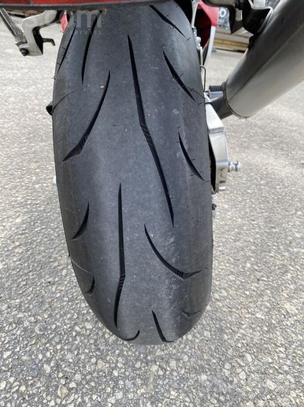 Yamaha YZF 1000R 1996 Valmiera, ar dzinēja tilpumu 1.00 L un nobraukumu 0 tūkst. km par 2700 €, foto 5 vietnē AUTOMOTO.COM.LV