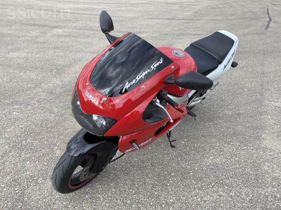 Yamaha YZF 1000R 1996 in Valmiera, with an engine capacity of 1.00 L and mileage of 0 thousand km for 1500 €, photo 4 on AUTOMOTO.COM.LV