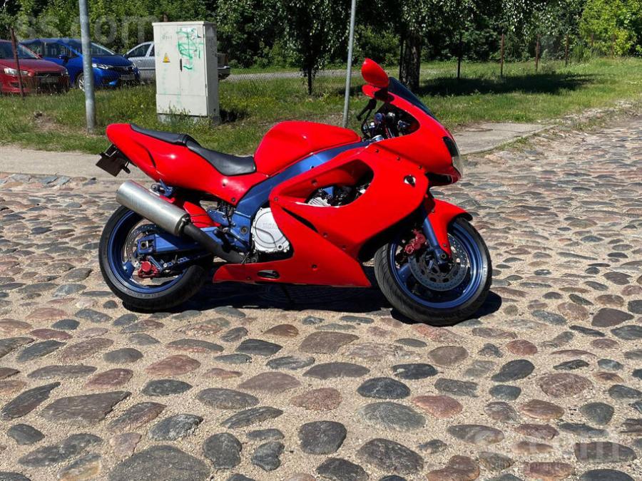 Ямаха YZF 1000R 1997 в Рига, объемом двигателя 1.00 л и пробегом 0 тыс. км за 1950 €, фото 6 на AUTOMOTO.COM.LV
