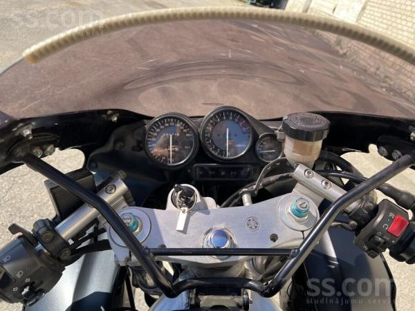 Ямаха YZF 1000R 2000 в Рига, объемом двигателя 1.00 л и пробегом 0 тыс. км за 2100 €, фото 3 на AUTOMOTO.COM.LV