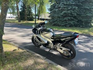 Yamaha YZF 1000R 2000 in Riga, with an engine capacity of 1.00 L and mileage of 0 thousand km for 2100 €, photo 8 on AUTOMOTO.COM.LV