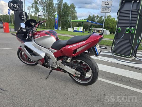 Yamaha YZF 1000R 2001 Rīga, ar dzinēja tilpumu 1.00 L un nobraukumu 0 tūkst. km par 2200 €, foto 2 vietnē AUTOMOTO.COM.LV