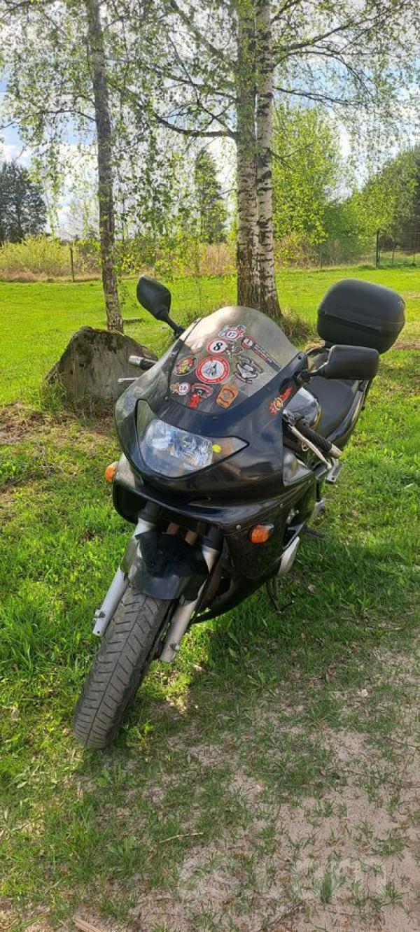 Ямаха YZF 600R 1997 в Екабпилс, объемом двигателя 0.60 л и пробегом 0 тыс. км за 1900 €, фото 3 на AUTOMOTO.COM.LV