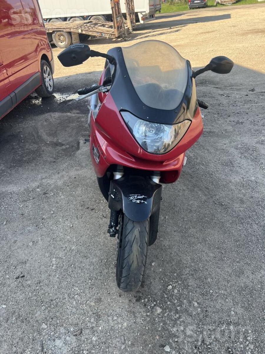 Ямаха YZF 600R 1997 в Резекне, объемом двигателя 0.60 л и пробегом 0 тыс. км за 1950 €, фото 4 на AUTOMOTO.COM.LV