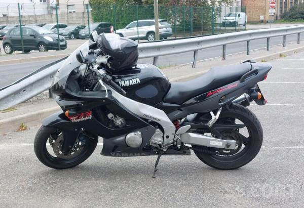 Yamaha YZF 600R 1997 in Riga, with an engine capacity of 0.60 L and mileage of 0 thousand km for 2000 €, photo 2 on AUTOMOTO.COM.LV