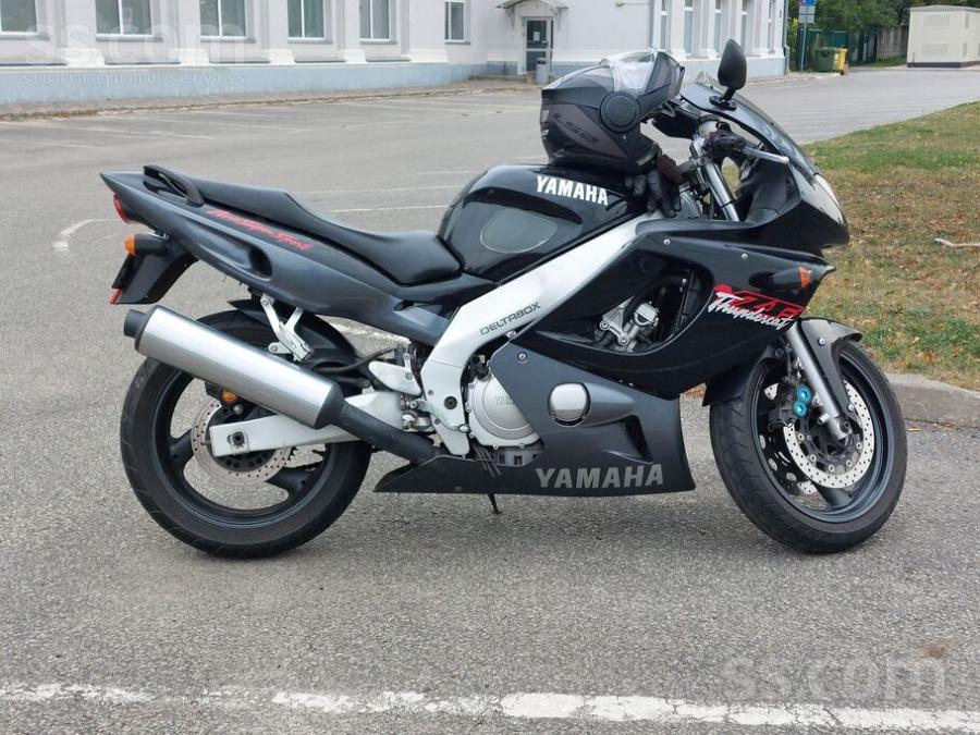 Yamaha YZF 600R 1997 in Riga, with an engine capacity of 0.60 L and mileage of 0 thousand km for 2000 €, photo 12 on AUTOMOTO.COM.LV