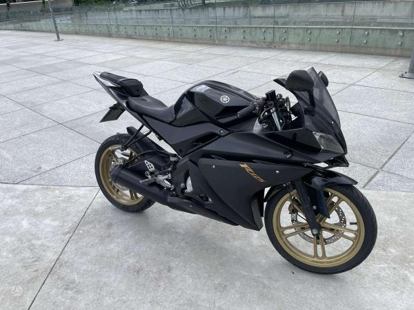 Melns Yamaha YZF 2008 Kauņa, ar dzinēja tilpumu 0.14 L un nobraukumu 34 tūkst. km par 2150 €, foto 6 vietnē AUTOMOTO.COM.LV