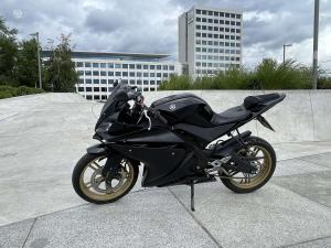Black Yamaha YZF 2008 in Kaunas, with an engine capacity of 0.14 L and mileage of 34 thousand km for 2150 €, photo 4 on AUTOMOTO.COM.LV